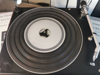 BEOGRAM 1000 TURNTABLE - Quality Dream Audio